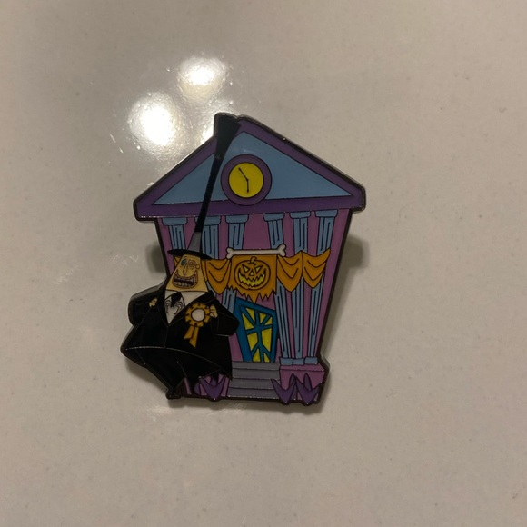Disney | Other | Disney Loungefly Mystery Pin The Mayor From The ...